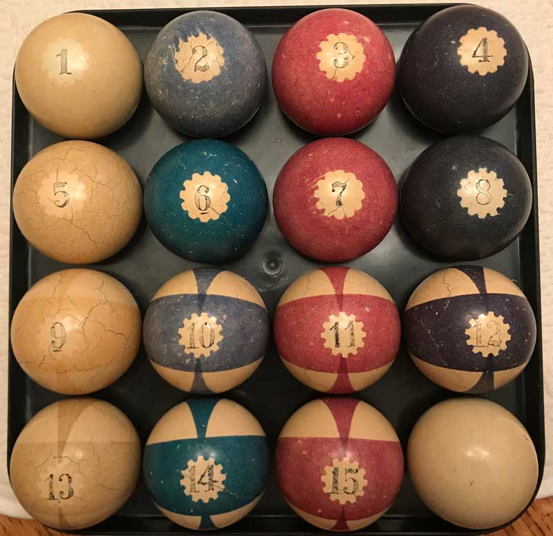 1900 Pool Balls