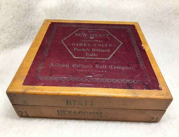 Antique Pool & Billiard Balls – AntiqueBilliardTables.com